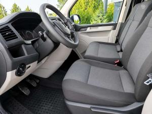 White Volkswagen Transporter 2019 in Pakruojis, with an engine capacity of 2.00 L and mileage of 254 thousand km for 9300 €, photo 9 on AUTOMOTO.COM.LV