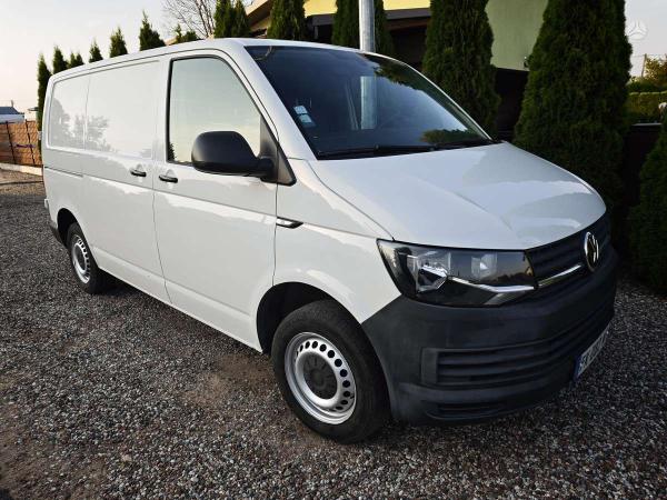 Balts Volkswagen Transporter 2019 Tauragė, ar dzinēja tilpumu 2.00 L un nobraukumu 150 tūkst. km par 13700 €, foto 1 vietnē AUTOMOTO.COM.LV