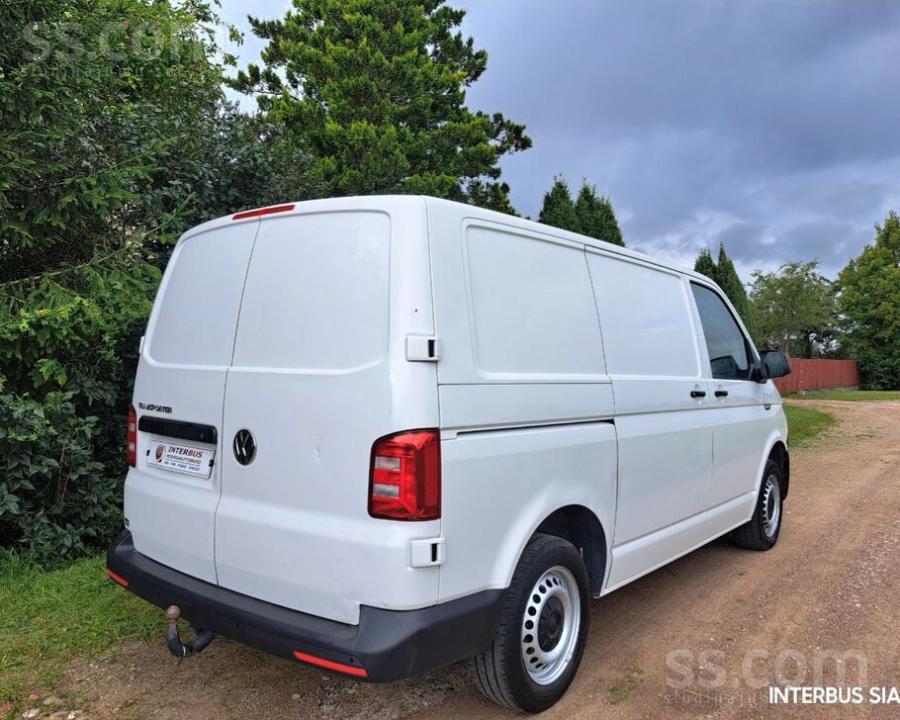 Balts Volkswagen Transporter 2019 Rīga, ar dzinēja tilpumu 2.00 L un nobraukumu 0 tūkst. km par 18900 €, foto 5 vietnē AUTOMOTO.COM.LV