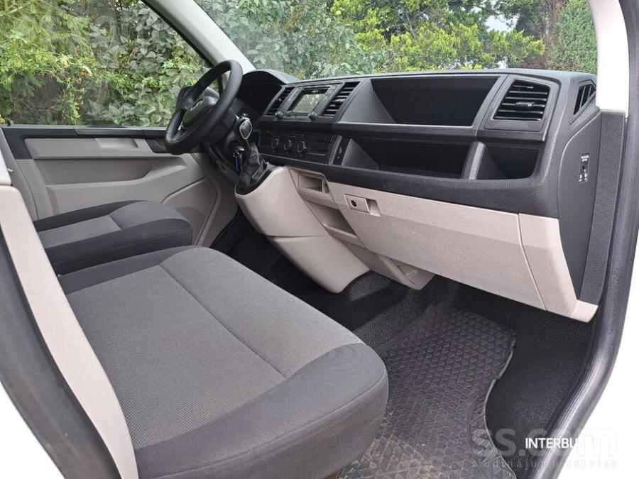 Balts Volkswagen Transporter 2019 Rīga, ar dzinēja tilpumu 2.00 L un nobraukumu 0 tūkst. km par 18900 €, foto 14 vietnē AUTOMOTO.COM.LV