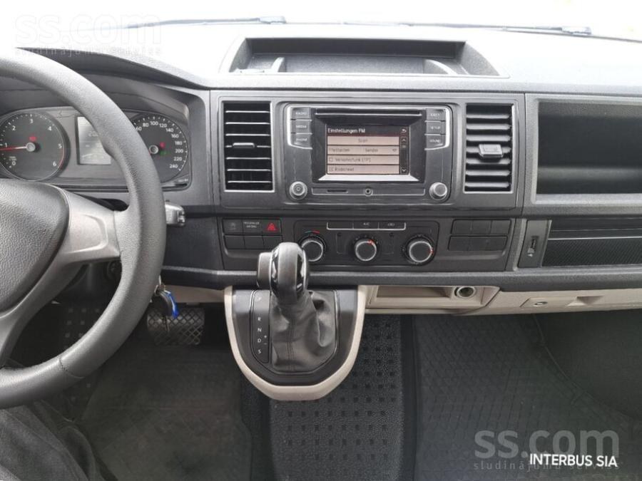 Balts Volkswagen Transporter 2019 Rīga, ar dzinēja tilpumu 2.00 L un nobraukumu 0 tūkst. km par 18900 €, foto 22 vietnē AUTOMOTO.COM.LV