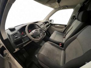 Balts Volkswagen Transporter 2019 Kauņa, ar dzinēja tilpumu 1.97 L un nobraukumu 204 tūkst. km par 14800 €, foto 7 vietnē AUTOMOTO.COM.LV
