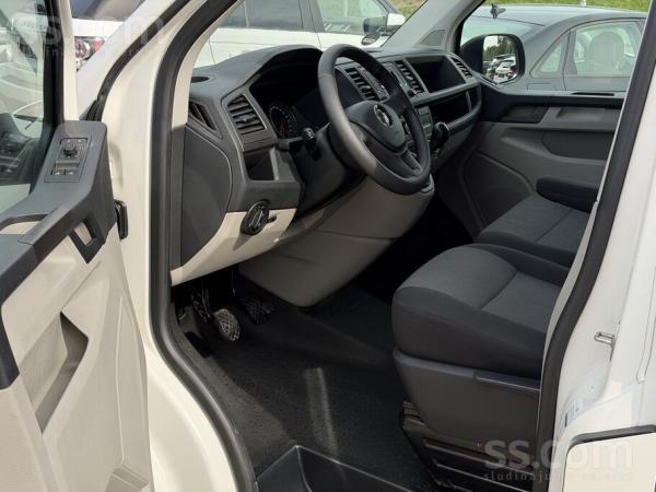 Balts Volkswagen Transporter 2019 Rīga, ar dzinēja tilpumu 2.00 L un nobraukumu 27 tūkst. km par 16980 €, foto 11 vietnē AUTOMOTO.COM.LV
