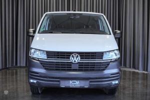 White Volkswagen Transporter 2020 in Marijampole, with an engine capacity of 1.97 L and mileage of 252 thousand km for 13650 €, photo 3 on AUTOMOTO.COM.LV