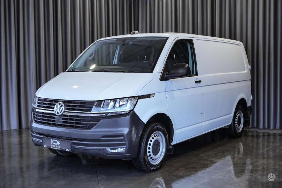 White Volkswagen Transporter 2020 in Marijampole, with an engine capacity of 1.97 L and mileage of 252 thousand km for 13650 €, photo 5 on AUTOMOTO.COM.LV