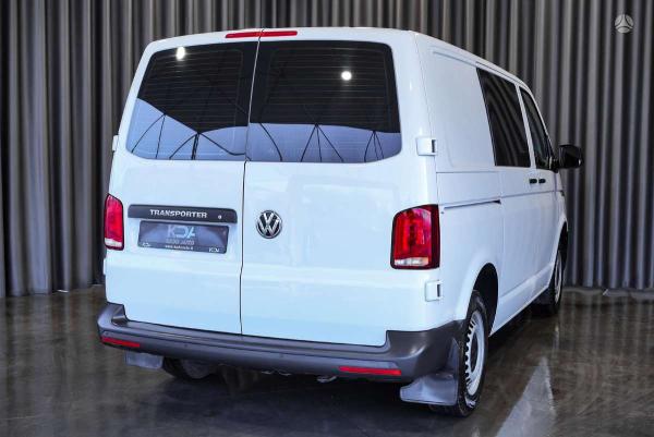Balts Volkswagen Transporter 2020 Marijampole, ar dzinēja tilpumu 1.97 L un nobraukumu 252 tūkst. km par 13650 €, foto 10 vietnē AUTOMOTO.COM.LV