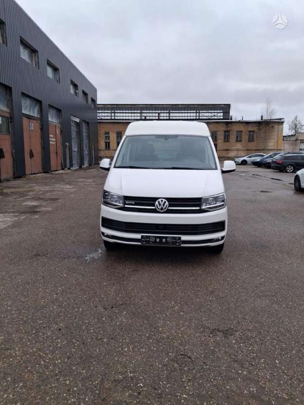 White Volkswagen Transporter 2020 in Rokiskis, with an engine capacity of 2.00 L and mileage of 311 thousand km for 11800 €, photo 3 on AUTOMOTO.COM.LV