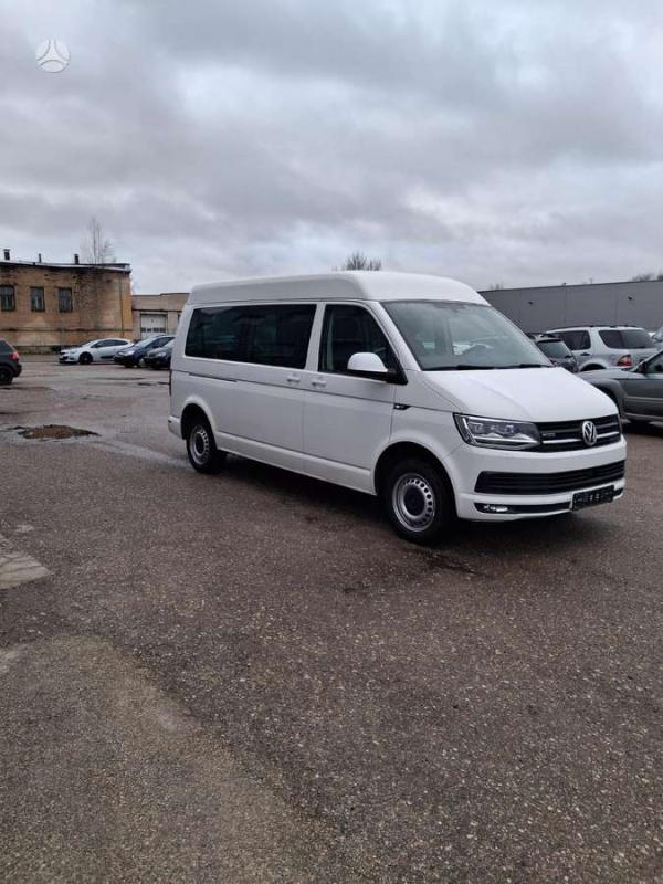 White Volkswagen Transporter 2020 in Rokiskis, with an engine capacity of 2.00 L and mileage of 311 thousand km for 11800 €, photo 4 on AUTOMOTO.COM.LV