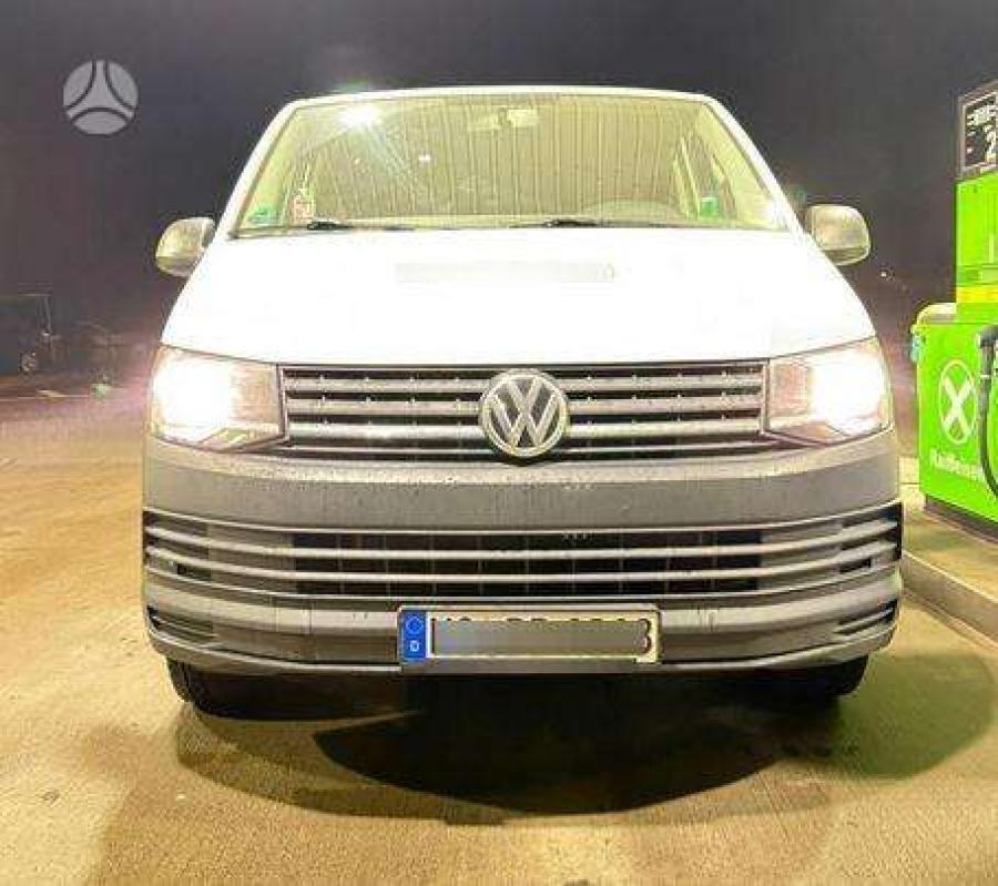 Balts Volkswagen Transporter 2020 Viļņa, ar dzinēja tilpumu 1.97 L un nobraukumu 175 tūkst. km par 18755 €, foto 3 vietnē AUTOMOTO.COM.LV