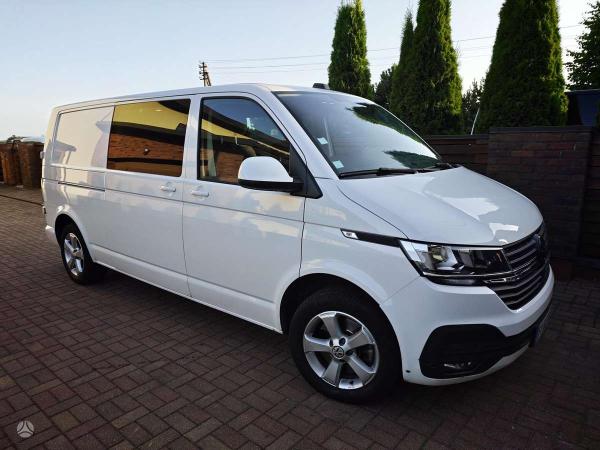 White Volkswagen Transporter 2020 in Taurage, with an engine capacity of 2.00 L and mileage of 190 thousand km for 16500 €, photo 1 on AUTOMOTO.COM.LV