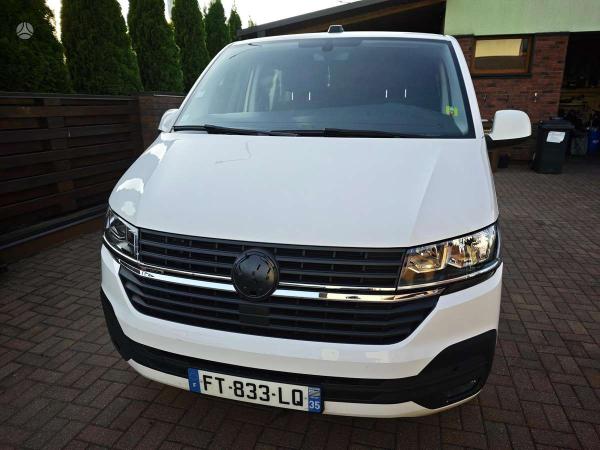 White Volkswagen Transporter 2020 in Taurage, with an engine capacity of 2.00 L and mileage of 190 thousand km for 16500 €, photo 5 on AUTOMOTO.COM.LV