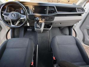 White Volkswagen Transporter 2020 in Taurage, with an engine capacity of 2.00 L and mileage of 190 thousand km for 16500 €, photo 12 on AUTOMOTO.COM.LV