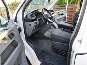 White Volkswagen Transporter 2020 in Taurage, with an engine capacity of 2.00 L and mileage of 190 thousand km for 16500 €, photo 18 on AUTOMOTO.COM.LV