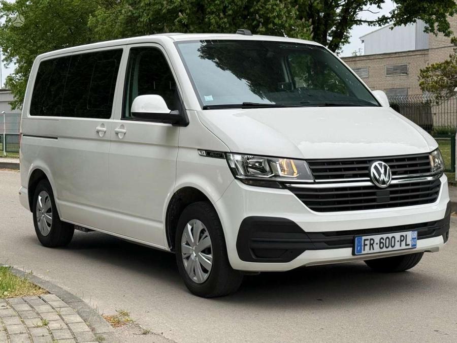 White Volkswagen Transporter 2020 in Taurage, with an engine capacity of 1.97 L and mileage of 270 thousand km for 14500 €, photo 5 on AUTOMOTO.COM.LV
