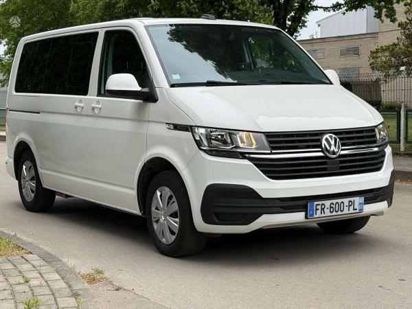 White Volkswagen Transporter 2020 in Taurage, with an engine capacity of 1.97 L and mileage of 270 thousand km for 14500 €, photo 5 on AUTOMOTO.COM.LV
