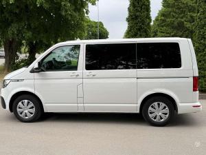 White Volkswagen Transporter 2020 in Taurage, with an engine capacity of 1.97 L and mileage of 270 thousand km for 14500 €, photo 9 on AUTOMOTO.COM.LV