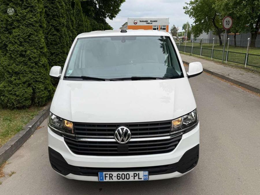 White Volkswagen Transporter 2020 in Taurage, with an engine capacity of 1.97 L and mileage of 270 thousand km for 14500 €, photo 12 on AUTOMOTO.COM.LV