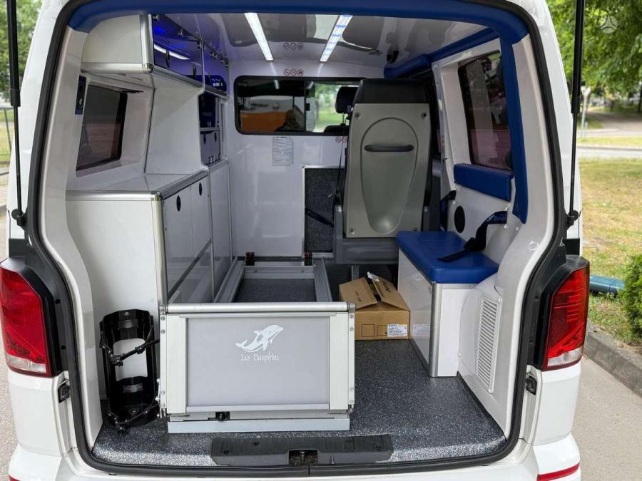 White Volkswagen Transporter 2020 in Taurage, with an engine capacity of 1.97 L and mileage of 270 thousand km for 14500 €, photo 21 on AUTOMOTO.COM.LV
