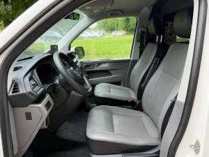 White Volkswagen Transporter 2020 in Taurage, with an engine capacity of 1.97 L and mileage of 270 thousand km for 14500 €, photo 22 on AUTOMOTO.COM.LV