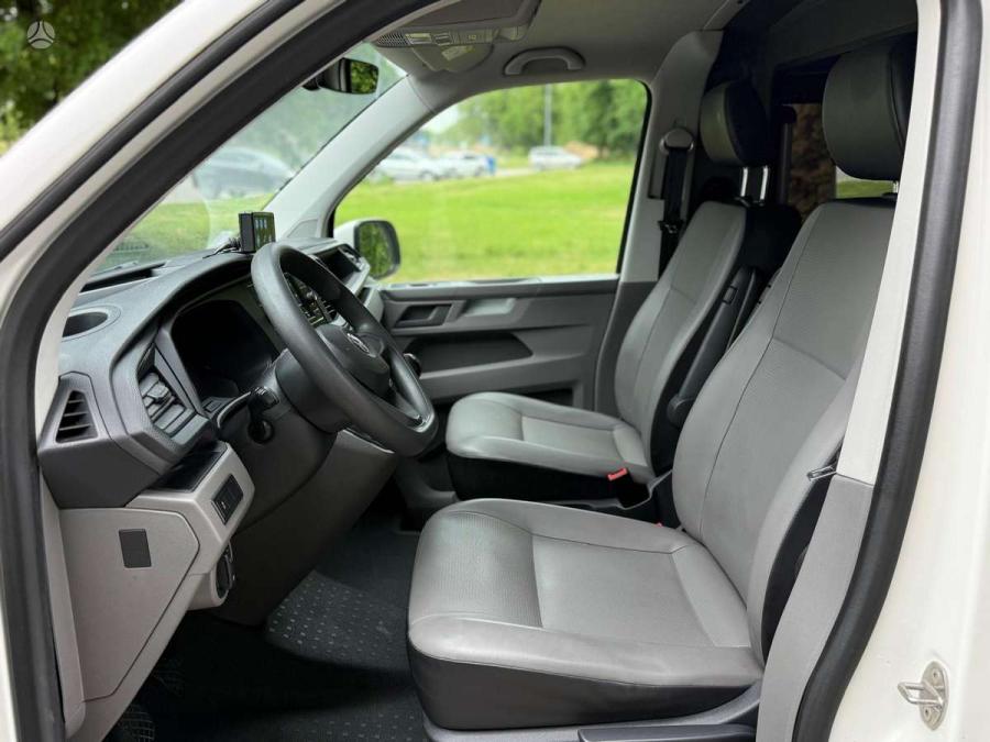 White Volkswagen Transporter 2020 in Taurage, with an engine capacity of 1.97 L and mileage of 270 thousand km for 14500 €, photo 22 on AUTOMOTO.COM.LV