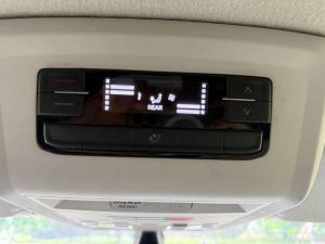 White Volkswagen Transporter 2020 in Taurage, with an engine capacity of 1.97 L and mileage of 270 thousand km for 14500 €, photo 26 on AUTOMOTO.COM.LV