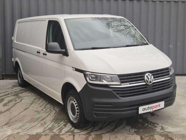 White Volkswagen Transporter 2021 in Vilnius, with an engine capacity of 1.97 L and mileage of 117 thousand km for 21900 €, photo 2 on AUTOMOTO.COM.LV