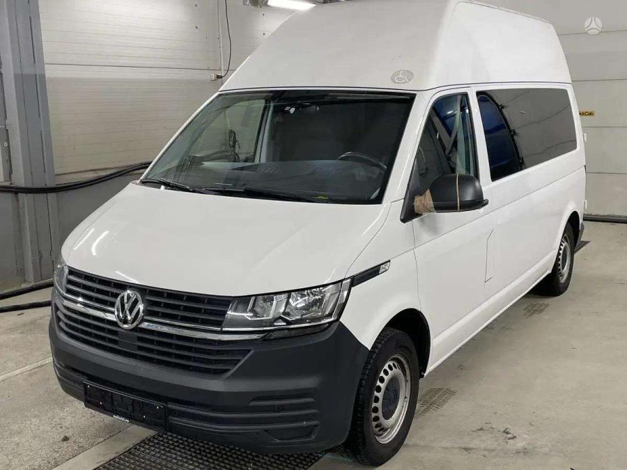 Balts Volkswagen Transporter 2021 Klaipėda, ar dzinēja tilpumu 1.97 L un nobraukumu 41 tūkst. km par 21175 €, foto 1 vietnē AUTOMOTO.COM.LV