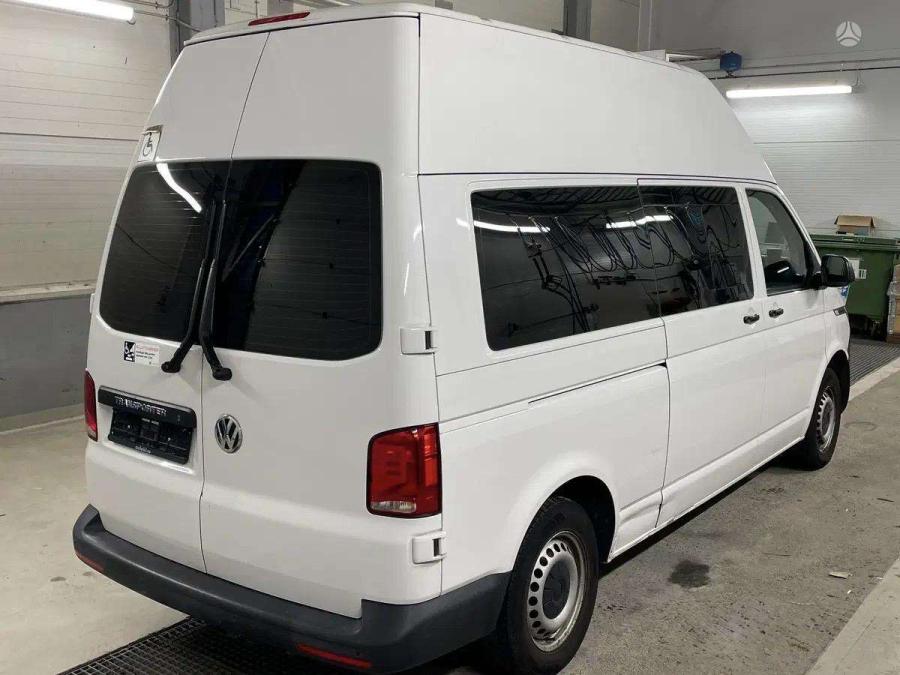Balts Volkswagen Transporter 2021 Klaipėda, ar dzinēja tilpumu 1.97 L un nobraukumu 41 tūkst. km par 21175 €, foto 4 vietnē AUTOMOTO.COM.LV