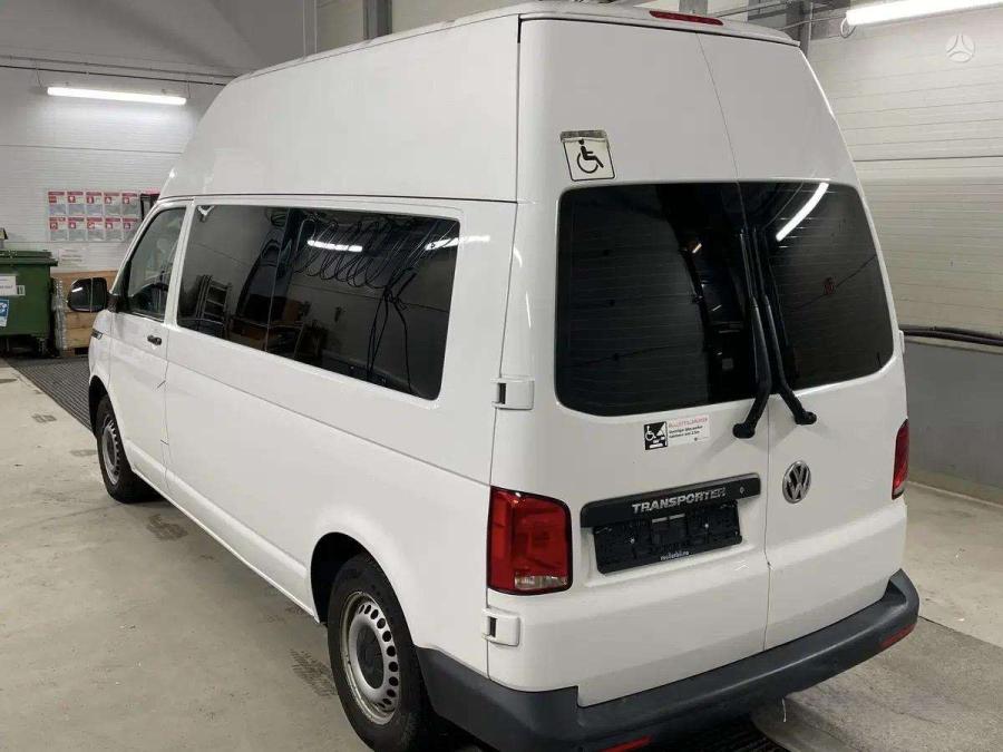 Balts Volkswagen Transporter 2021 Klaipėda, ar dzinēja tilpumu 1.97 L un nobraukumu 41 tūkst. km par 21175 €, foto 5 vietnē AUTOMOTO.COM.LV