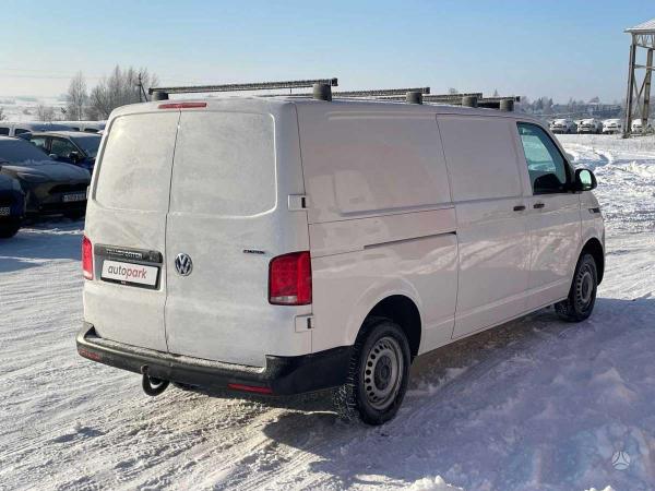 Balts Volkswagen Transporter 2021 Ukmergė, ar dzinēja tilpumu 1.97 L un nobraukumu 106 tūkst. km par 25900 €, foto 4 vietnē AUTOMOTO.COM.LV