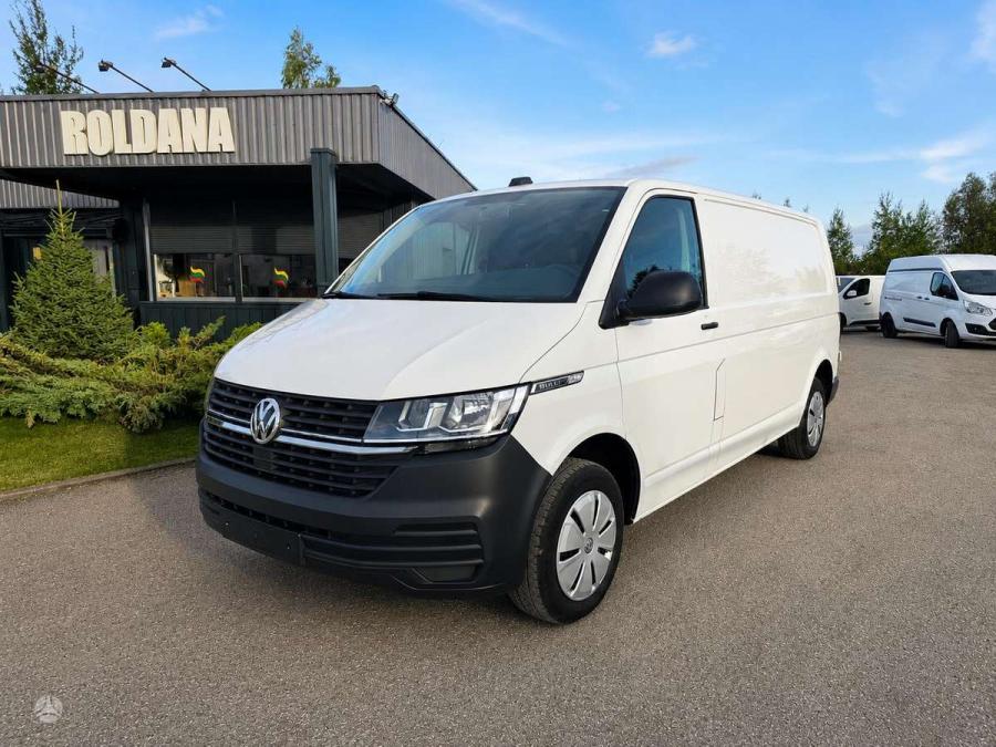 Balts Volkswagen Transporter 2021 Pakruojis, ar dzinēja tilpumu 2.00 L un nobraukumu 248 tūkst. km par 11900 €, foto 1 vietnē AUTOMOTO.COM.LV
