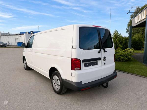 Balts Volkswagen Transporter 2021 Pakruojis, ar dzinēja tilpumu 2.00 L un nobraukumu 248 tūkst. km par 11900 €, foto 6 vietnē AUTOMOTO.COM.LV