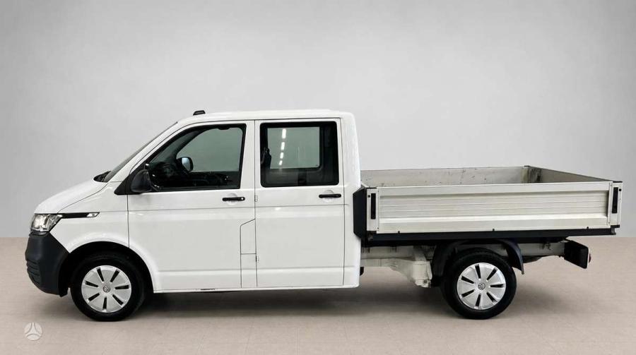 White Volkswagen Transporter 2022 in Kaunas, with an engine capacity of 1.97 L and mileage of 161 thousand km for 18500 €, photo 3 on AUTOMOTO.COM.LV