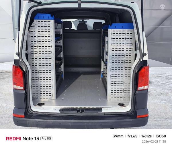 Balts Volkswagen Transporter 2023 Kauņa, ar dzinēja tilpumu 1.97 L un nobraukumu 49 tūkst. km par 29950 €, foto 11 vietnē AUTOMOTO.COM.LV
