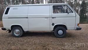 White Volkswagen Transporter 1984 in Gulbene, with an engine capacity of 1.60 L and mileage of 5 thousand km for 5500 €, photo 3 on AUTOMOTO.COM.LV
