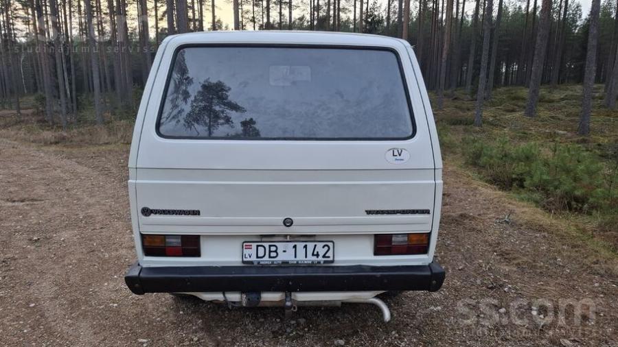 White Volkswagen Transporter 1984 in Gulbene, with an engine capacity of 1.60 L and mileage of 5 thousand km for 5500 €, photo 4 on AUTOMOTO.COM.LV