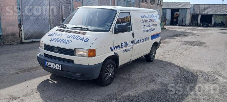 Balts Volkswagen Transporter 1996 Rīga, ar dzinēja tilpumu 2.00 L un nobraukumu 239 tūkst. km par 1550 €, foto 5 vietnē AUTOMOTO.COM.LV