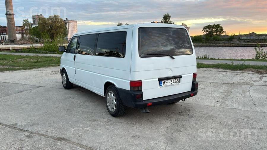 Balts Volkswagen Transporter 1997 Rīga, ar dzinēja tilpumu 2.50 L un nobraukumu 599 tūkst. km par 1050 €, foto 3 vietnē AUTOMOTO.COM.LV