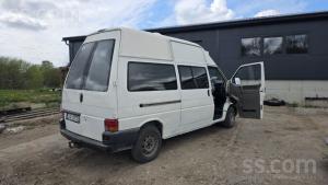 Белый Фольксваген Transporter 1997 в Лиепая, объемом двигателя 2.50 л и пробегом 550 тыс. км за 2500 €, фото 4 на AUTOMOTO.COM.LV