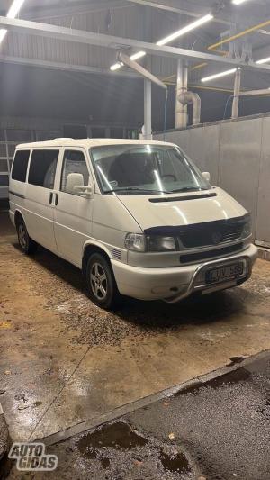 White Volkswagen Transporter 1998 in Vilnius, with an engine capacity of 2.40 L and mileage of 277 thousand km for 3250 €, photo 2 on AUTOMOTO.COM.LV