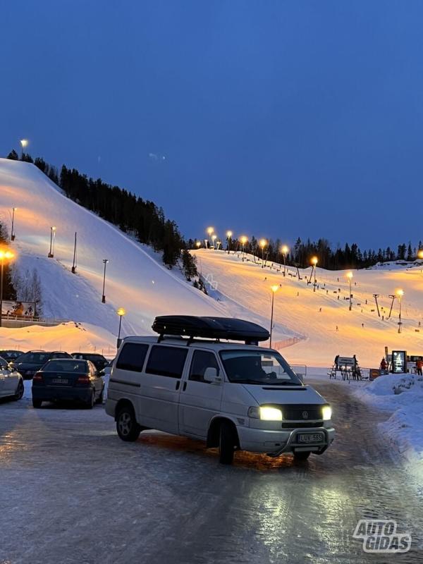 White Volkswagen Transporter 1998 in Vilnius, with an engine capacity of 2.40 L and mileage of 277 thousand km for 3250 €, photo 5 on AUTOMOTO.COM.LV