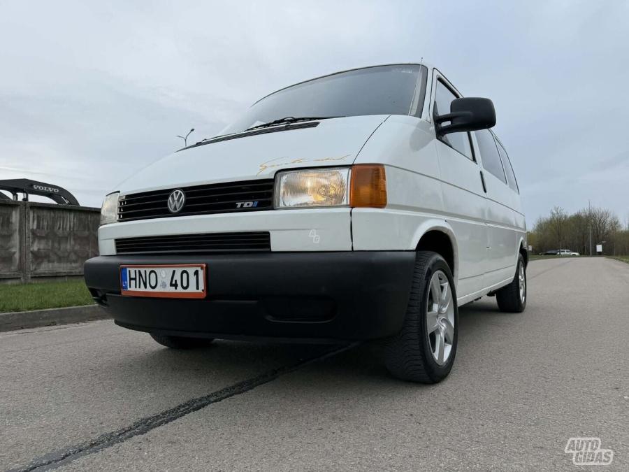 White Volkswagen Transporter 1999 in Ukmerge, with an engine capacity of 2.50 L and mileage of 516 thousand km for 1800 €, photo 1 on AUTOMOTO.COM.LV