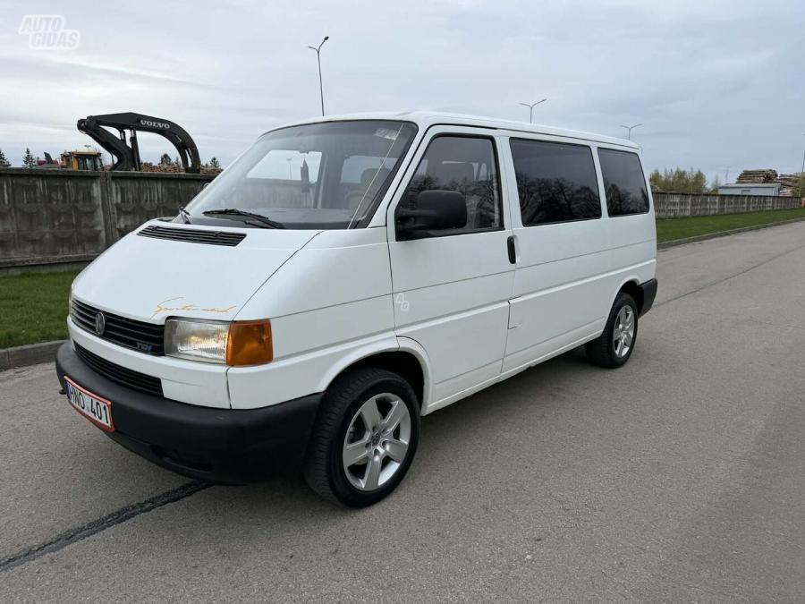White Volkswagen Transporter 1999 in Ukmerge, with an engine capacity of 2.50 L and mileage of 516 thousand km for 1800 €, photo 4 on AUTOMOTO.COM.LV