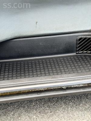 Balts Volkswagen Transporter 1999 Rīga, ar dzinēja tilpumu 2.50 L un nobraukumu 301 tūkst. km par 5200 €, foto 11 vietnē AUTOMOTO.COM.LV