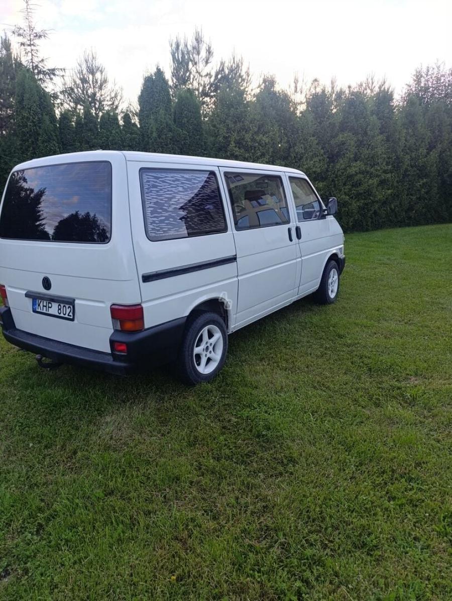 White Volkswagen Transporter 1999 in Sakiai, with an engine capacity of 2.50 L and mileage of 347 thousand km for 7000 €, photo 7 on AUTOMOTO.COM.LV