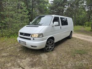 Balts Volkswagen Transporter 2000 Rīga, ar dzinēja tilpumu 2.50 L un nobraukumu 427 tūkst. km par 4600 €, foto 1 vietnē AUTOMOTO.COM.LV