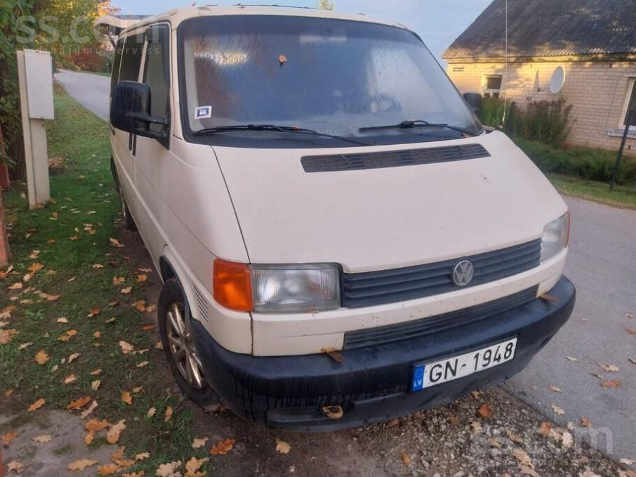 Balts Volkswagen Transporter 2000 Ludza, ar dzinēja tilpumu 2.50 L un nobraukumu 600 tūkst. km par 1350 €, foto 1 vietnē AUTOMOTO.COM.LV