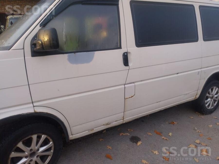 Balts Volkswagen Transporter 2000 Ludza, ar dzinēja tilpumu 2.50 L un nobraukumu 600 tūkst. km par 1350 €, foto 4 vietnē AUTOMOTO.COM.LV