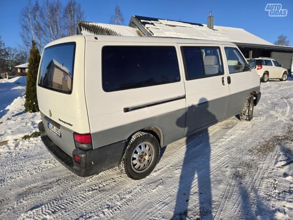 Balts Volkswagen Transporter 2001 Plungė, ar dzinēja tilpumu 2.50 L un nobraukumu 466 tūkst. km par 2750 €, foto 3 vietnē AUTOMOTO.COM.LV