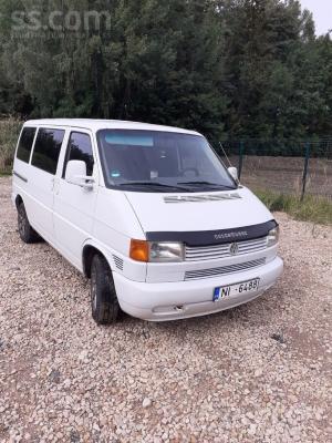 Balts Volkswagen Transporter 2001 Rīga, ar dzinēja tilpumu 2.50 L un nobraukumu 290 tūkst. km par 3100 €, foto 5 vietnē AUTOMOTO.COM.LV